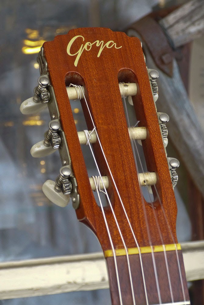 1970 Levin-made Goya GG-10 Classical Guitar