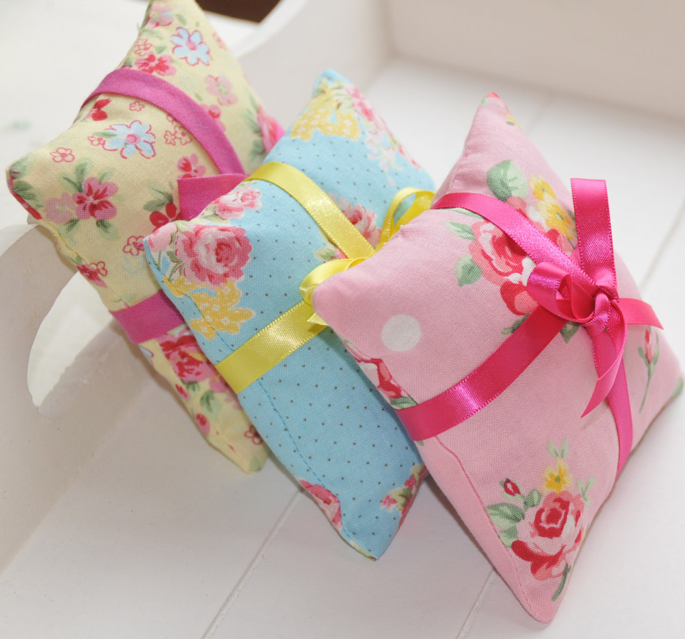 Helen Philipps: Sewing Things