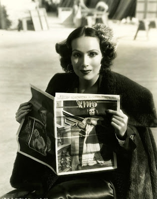 Silence is Platinum: Miss Dolores del Rio