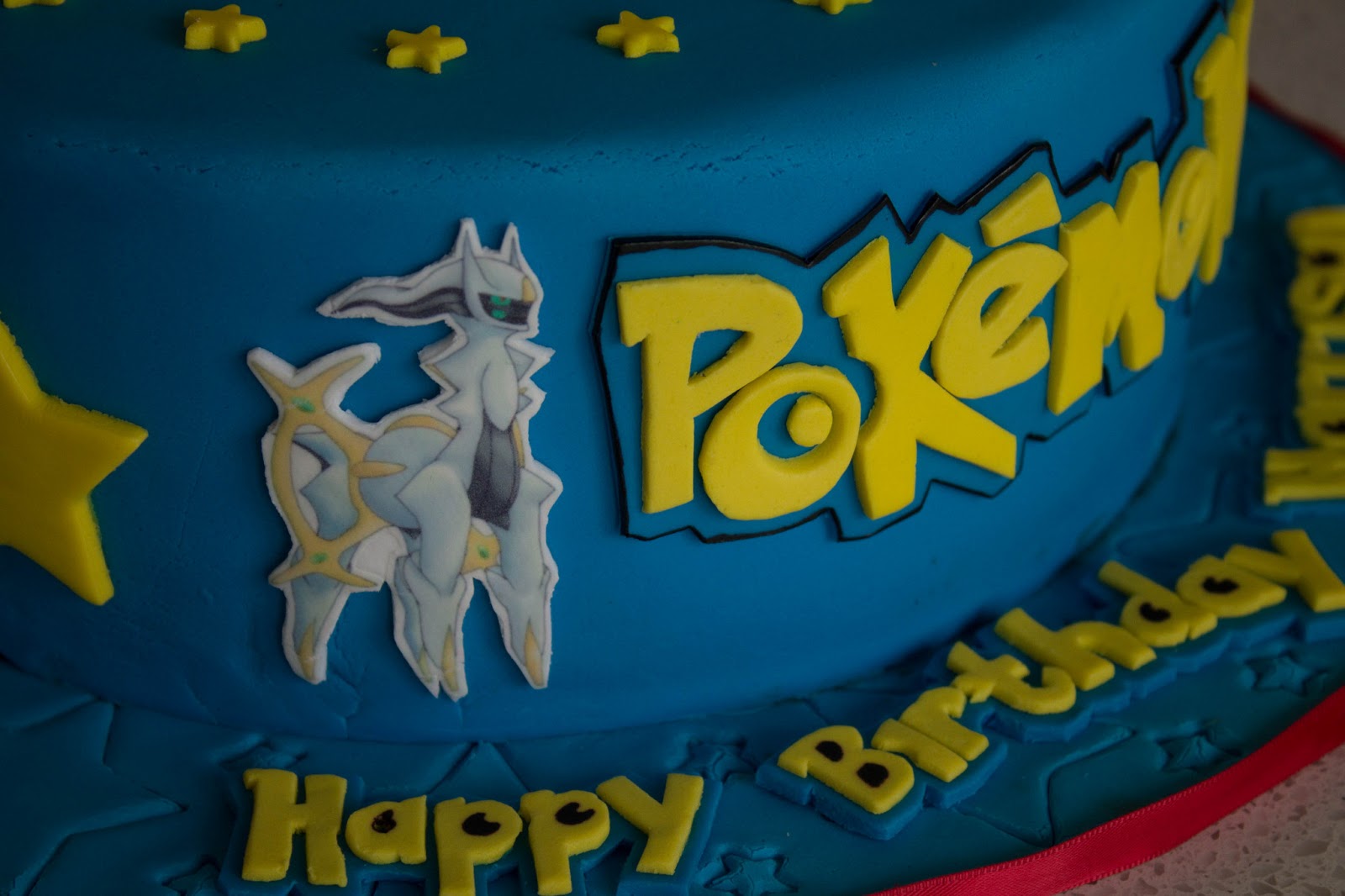 Drive Me Batty: My very first cake order!!