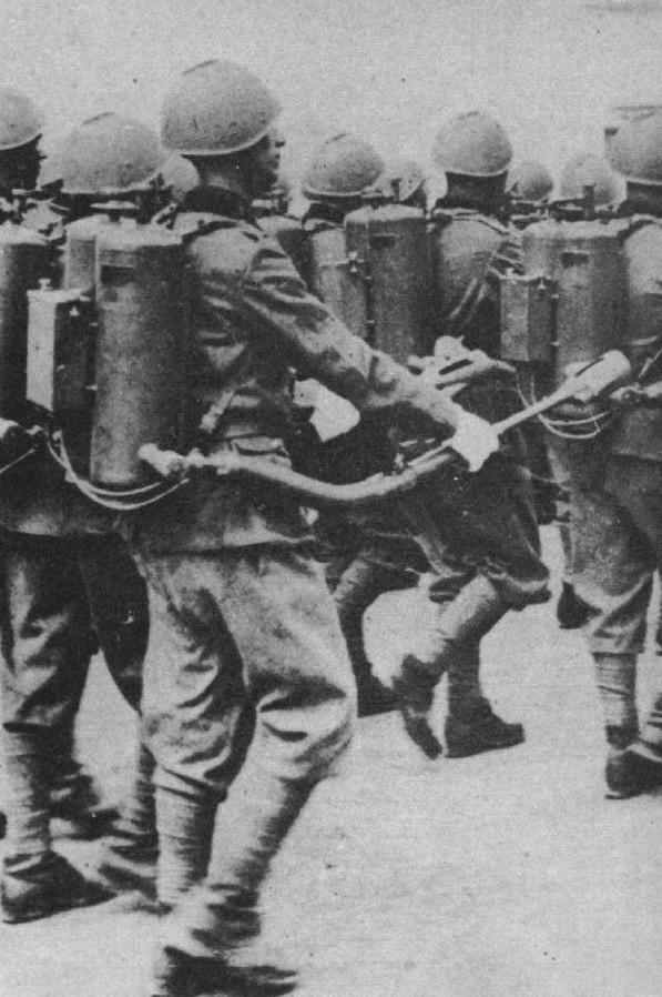 Italian Military History: Italian Weapons of World War II: Lanciafiamme ...