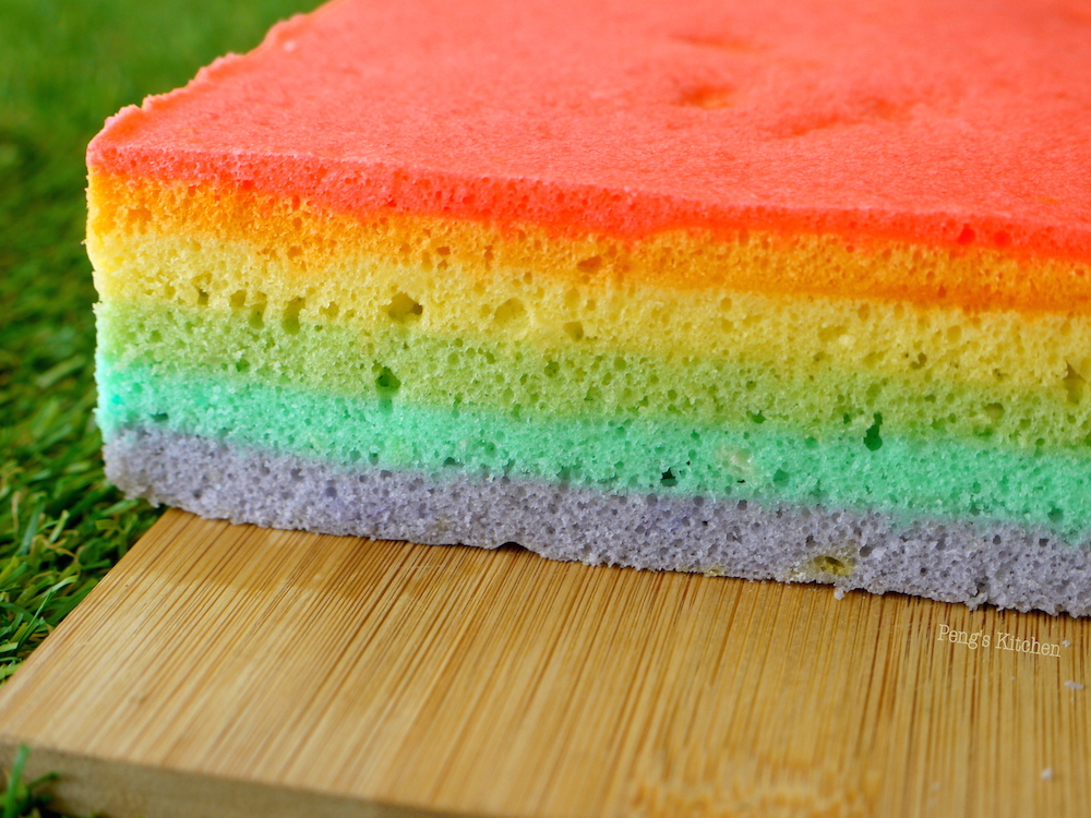 Peng's Kitchen: Steamed Rainbow Cake
