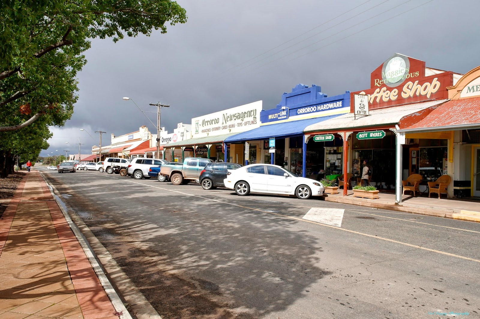 Can Go Around Australia: The Barrier Highway, S.A.