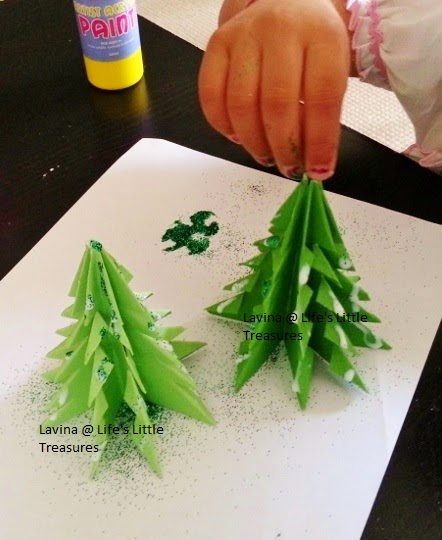 Life's little treasures: Kids craft - Origami Christmas tree | Origami ...