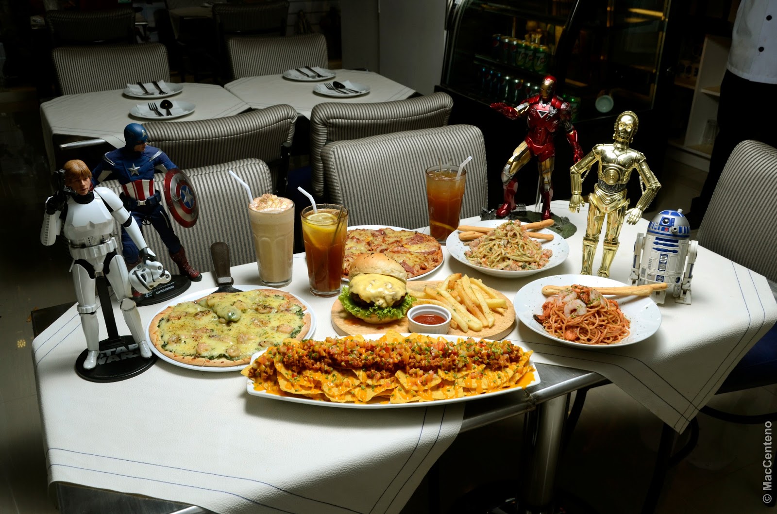 mac centeno: Sci-Fi Cafe