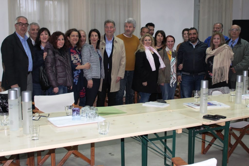 ΛΕΥΤΕΡΙΑ: Ο ΓΙΩΡΓΟΣ ΝΤΑΝΤΑΜΗΣ ΚΑΙ ΜΕΛΗ ΤΟΥ ΣΥΝΔΥΑΣΜΟΥ «ΑΝΑΝΕΩΣΗ ΤΩΡΑ ...