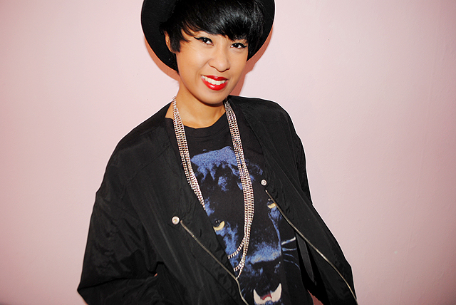 Still IN THAILAND: MAI, Thai fashion blogger from BERLIN.