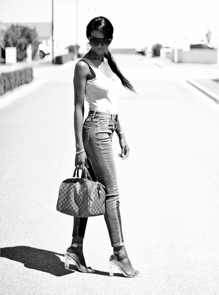 Le body décolleté dos - Styles by Assitan. Blog mode. French style blogger