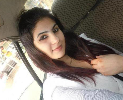 Beautiful Pakistani College Girls In Car Hotoimage 8838
