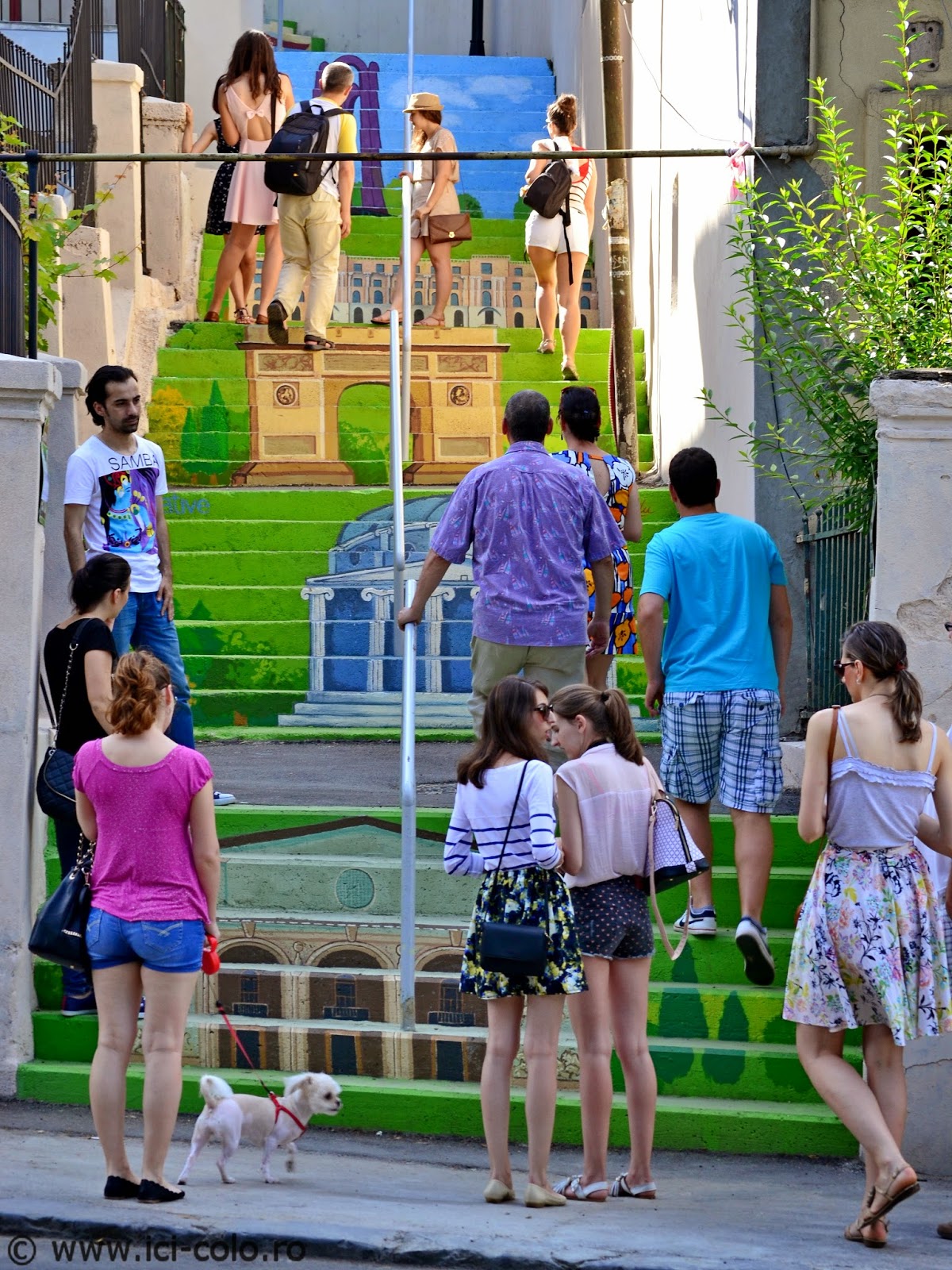 Strada Xenofon renăscută: cea mai colorată stradă din București, sau ...