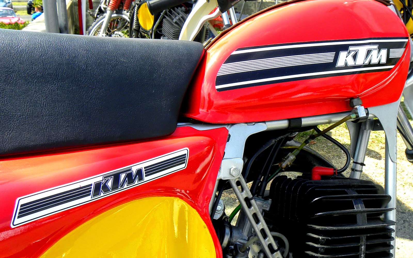 Retrò Motors - RocketGarage - Cafe Racer Magazine