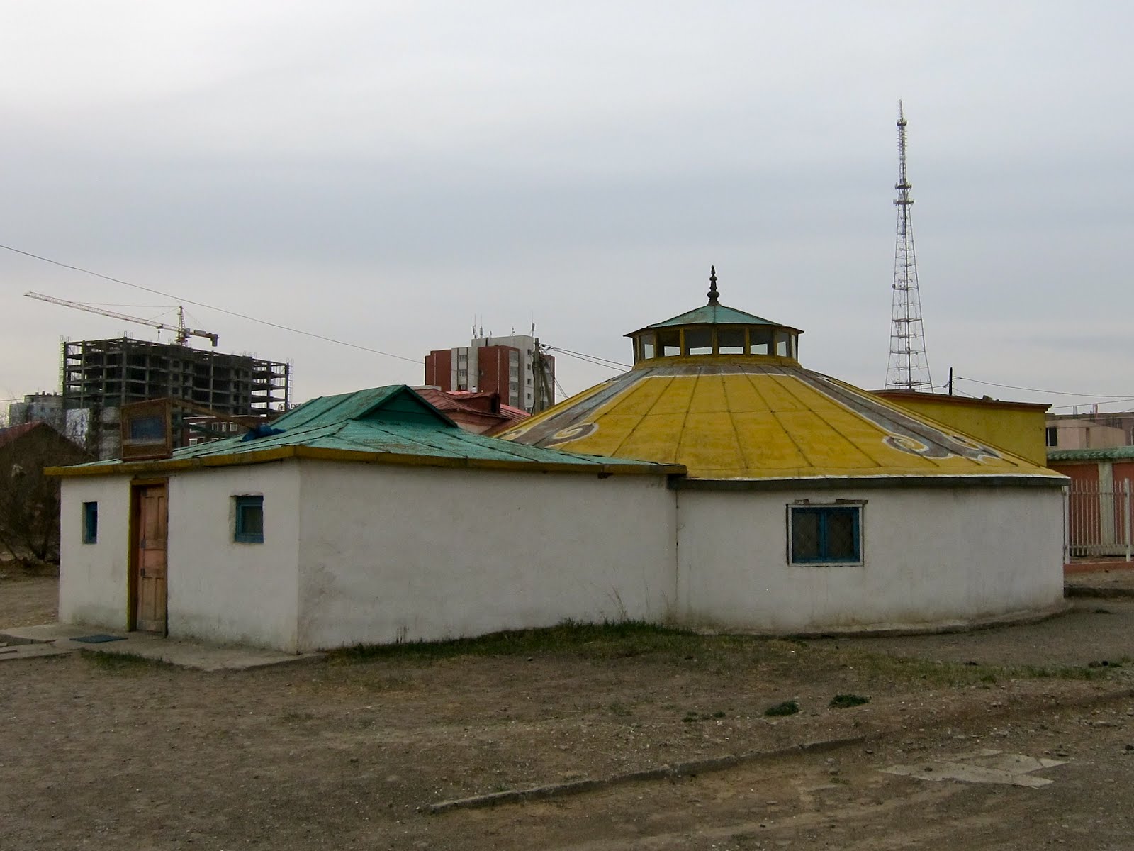 brommel: Modern Mongolian architecture