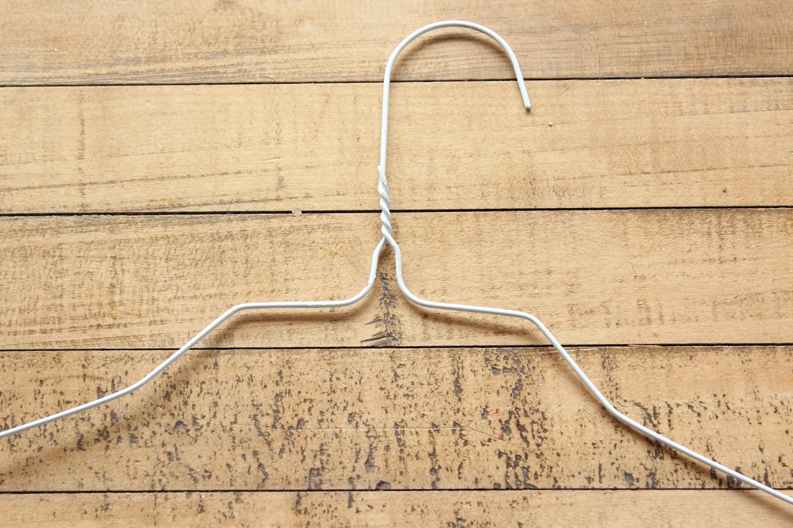 The Blue Barn: Jingle Bell Tree Hanger