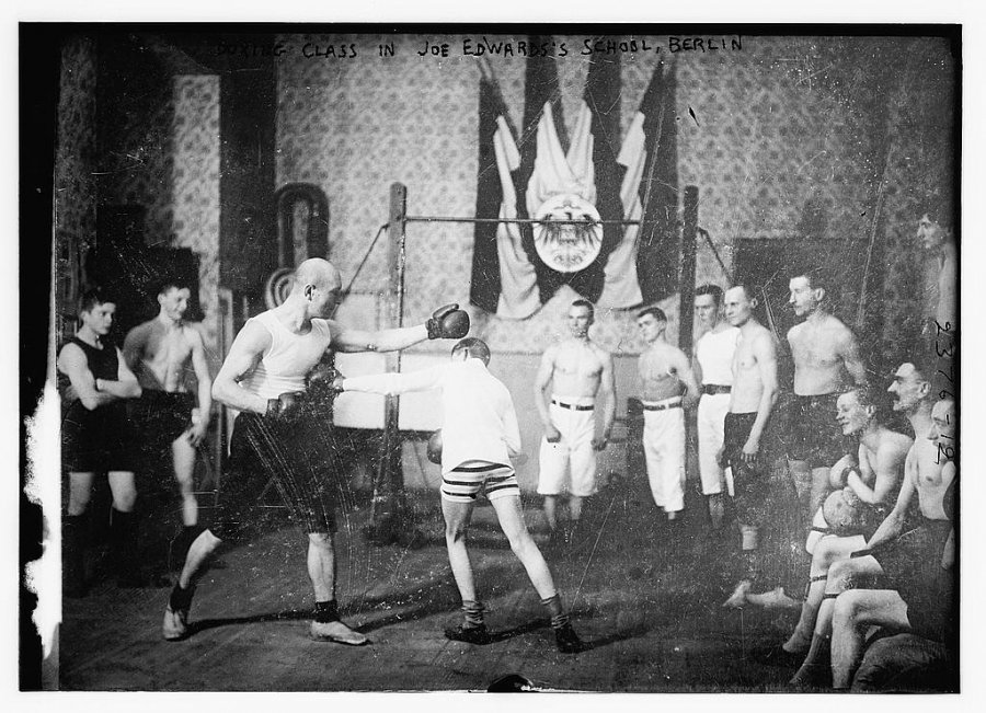 Old Photos of Boxing 100 Years Ago ~ Vintage Everyday