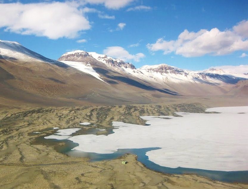 Ultima Thule: Dry Valleys and Lake Vanda - wonderful Antarctica