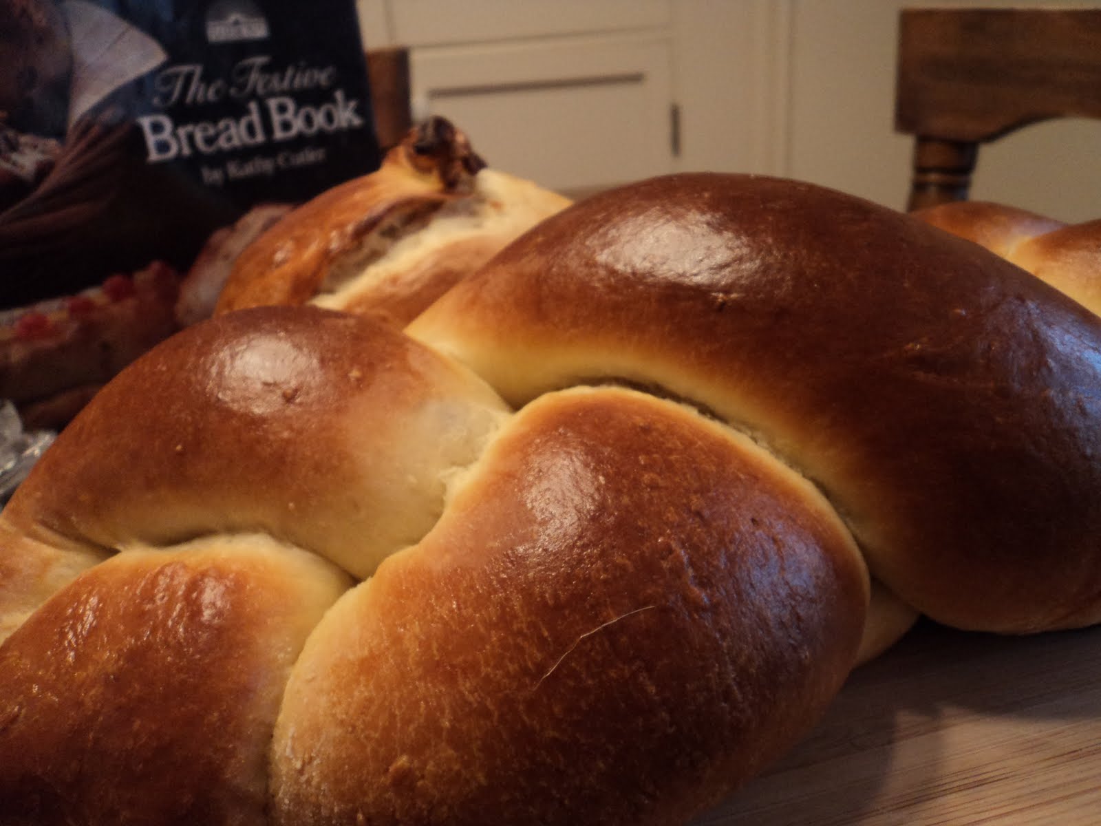 Soooo Gooood: Romanian Easter Braid and Ukrainian Paska