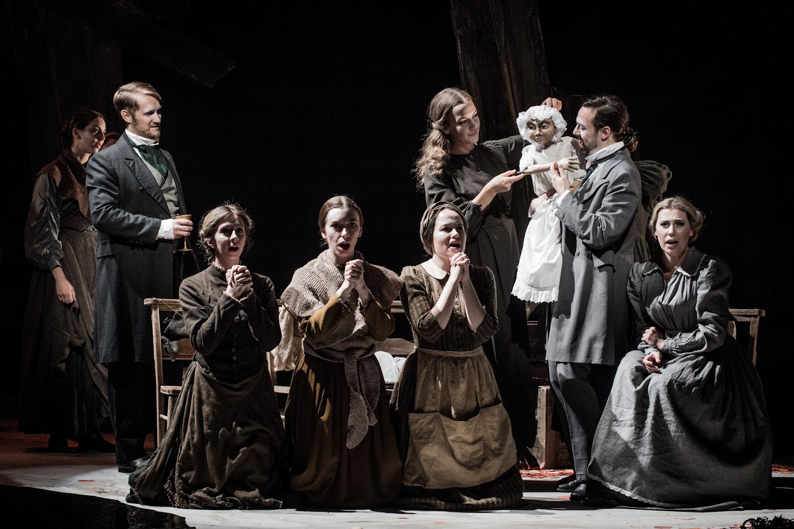 Planet Hugill: An evening of theatrical magic: Judith Weir's The ...