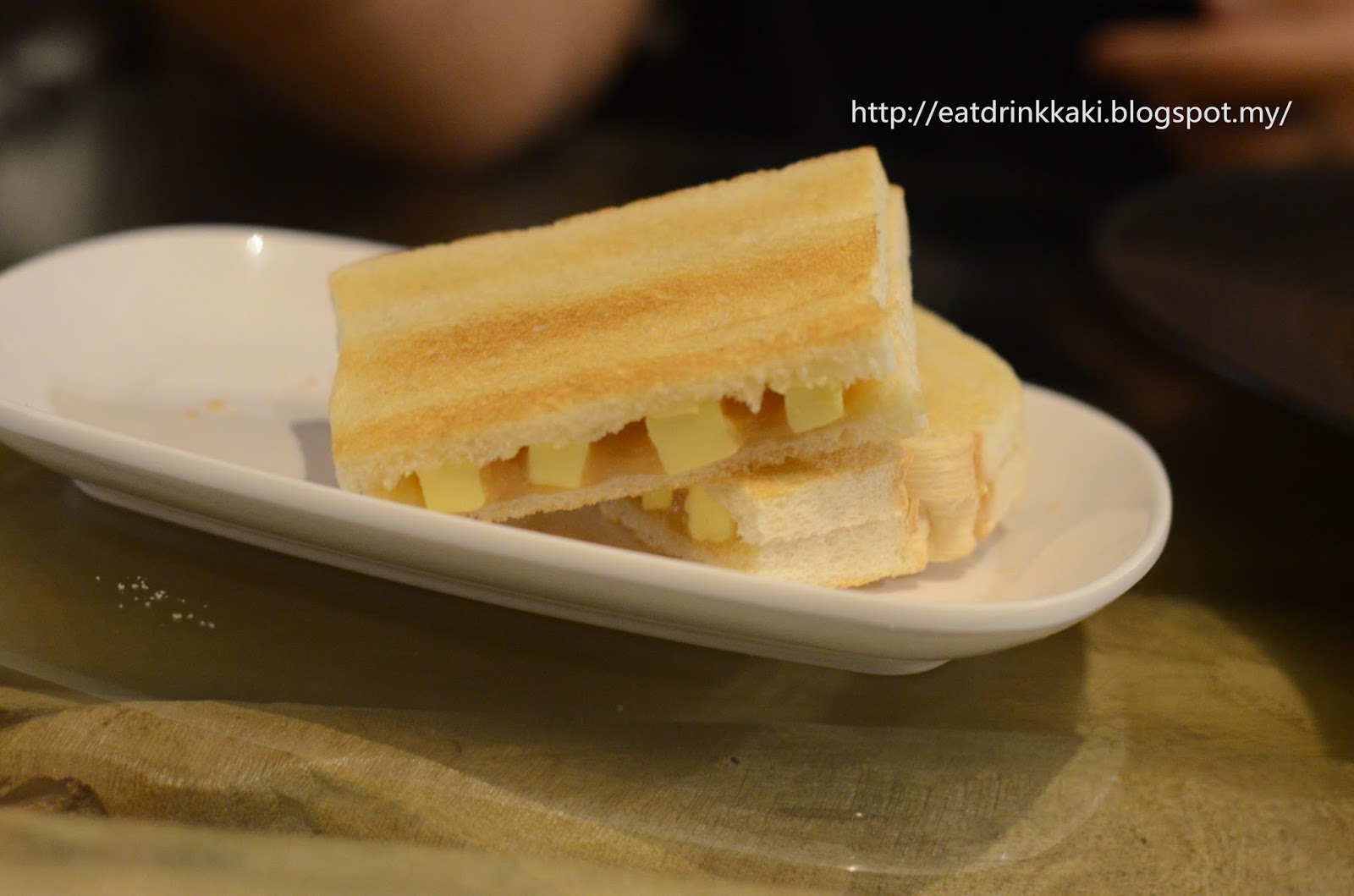 Eat.Drink.Kaki: 老味道.新元素 EHHE Art Cafe