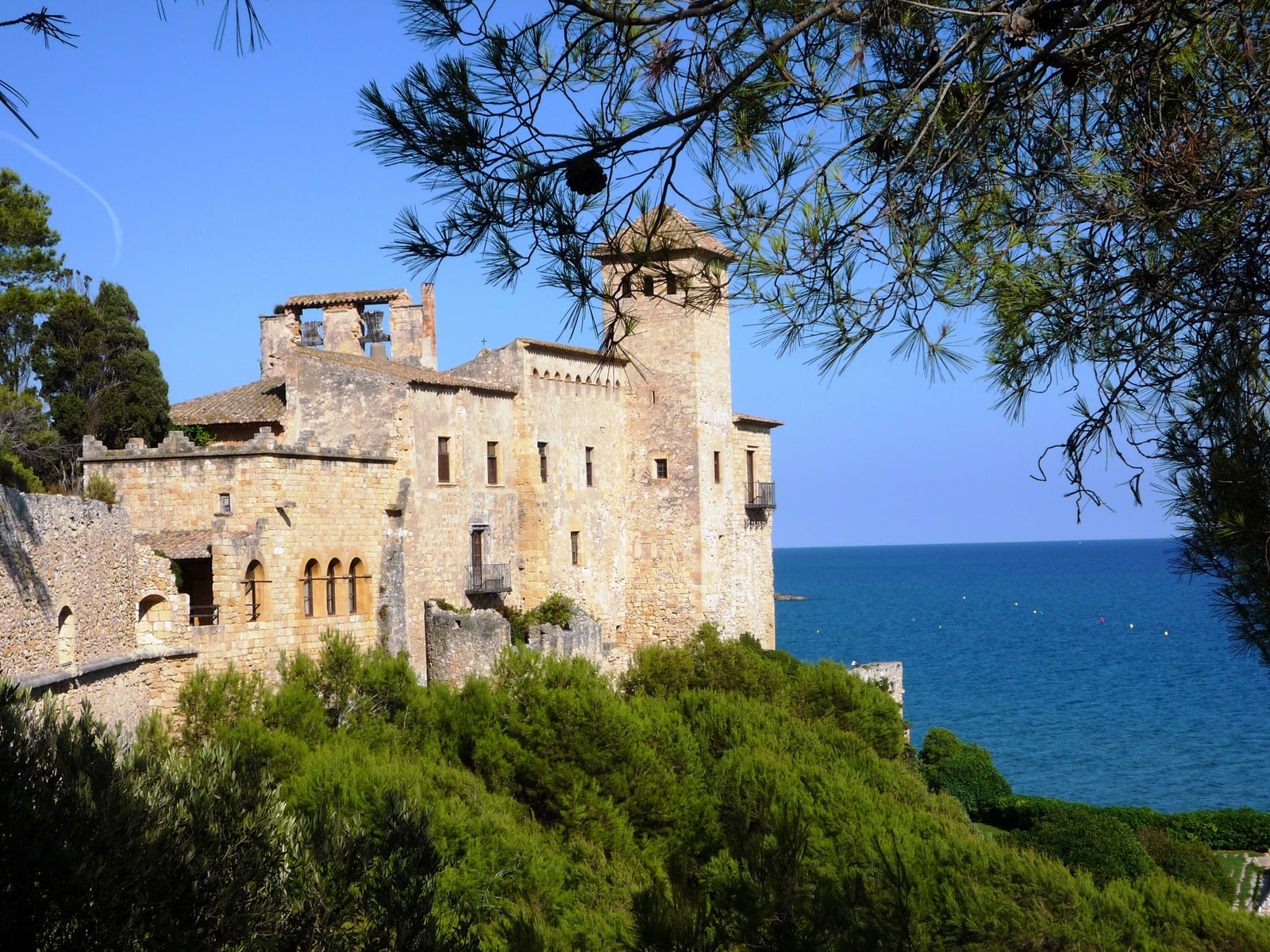 Castillo de Tamarit (Tarragona) | El Objetivo Difuso