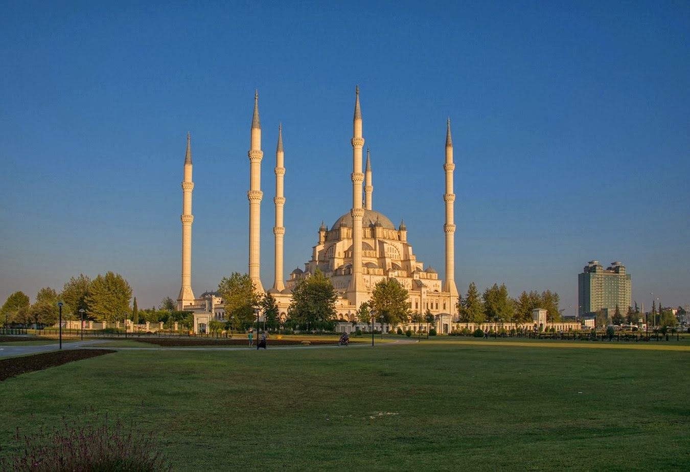 Aspundir: Sabanci Merkez Mosque- Adana - Turkey