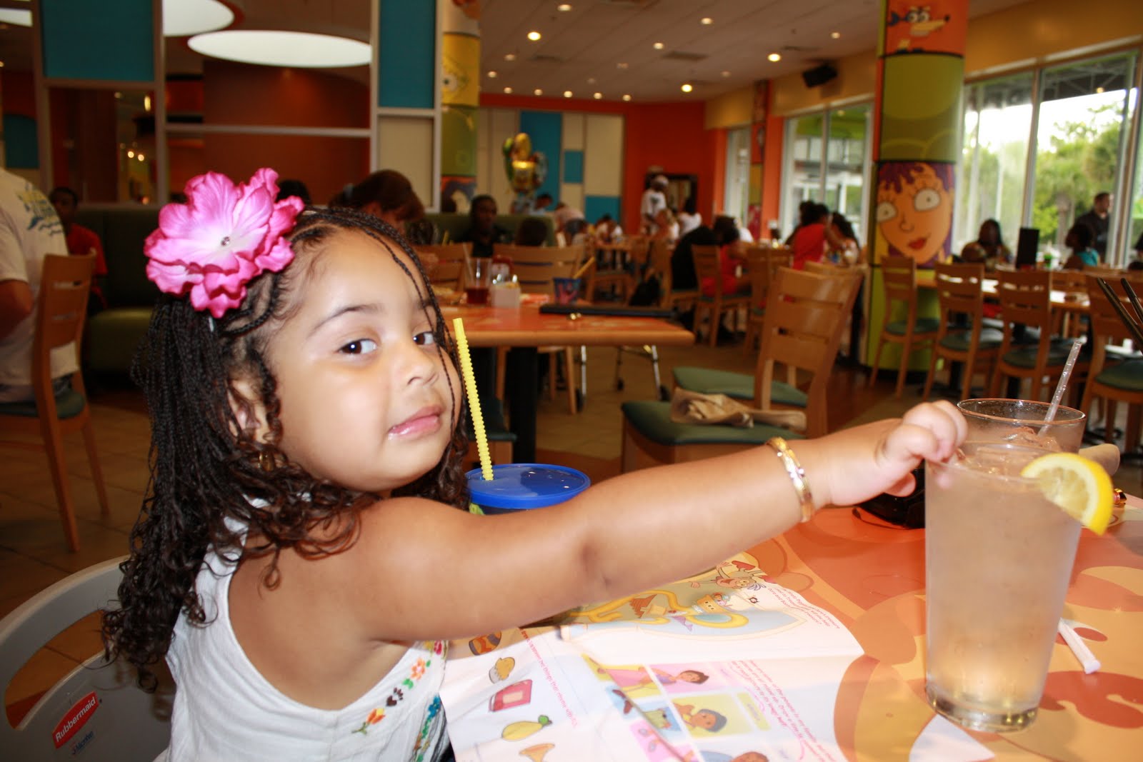 Mommyhood with no blueprint: Nickelodeon!