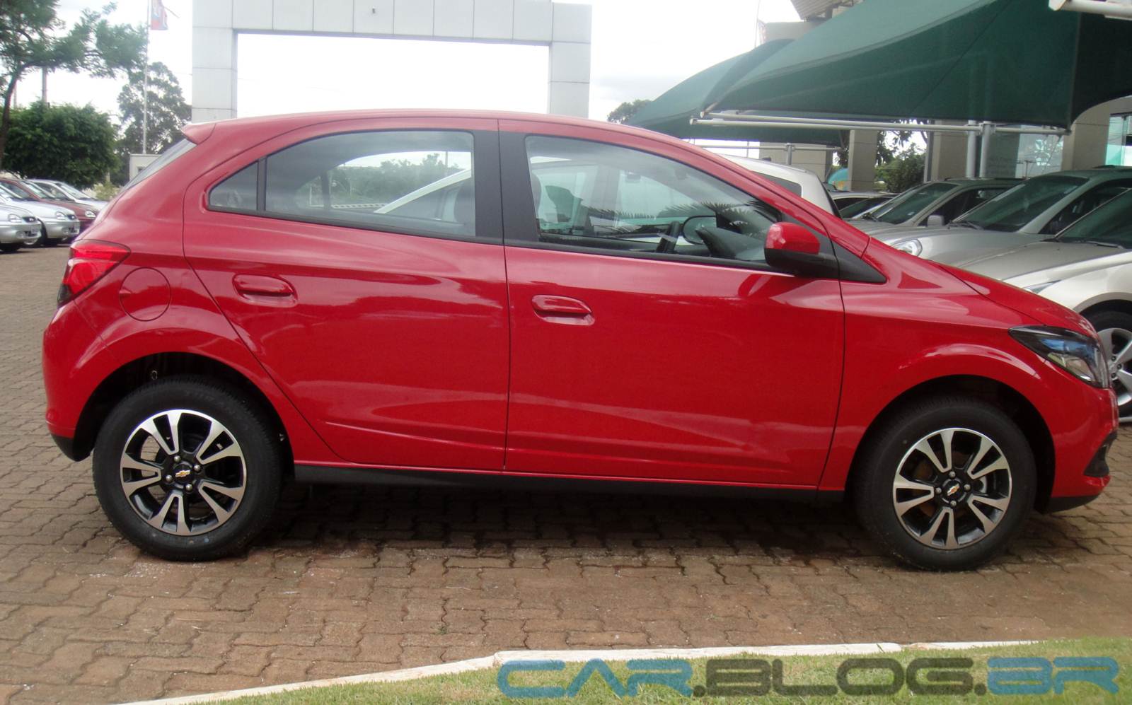 Chevrolet Onix LTZ 1.4: fotos, consumo, desempenho e ficha técnica