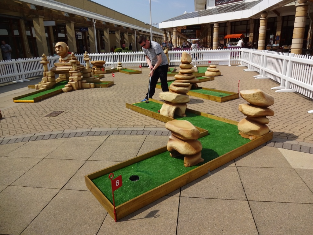 The Ham and Egger Files: Crazy Golf Adventure at Lakeside Shopping ...
