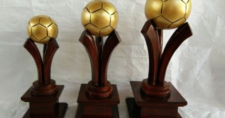 PLAKAT TROPHY SEPAK BOLA