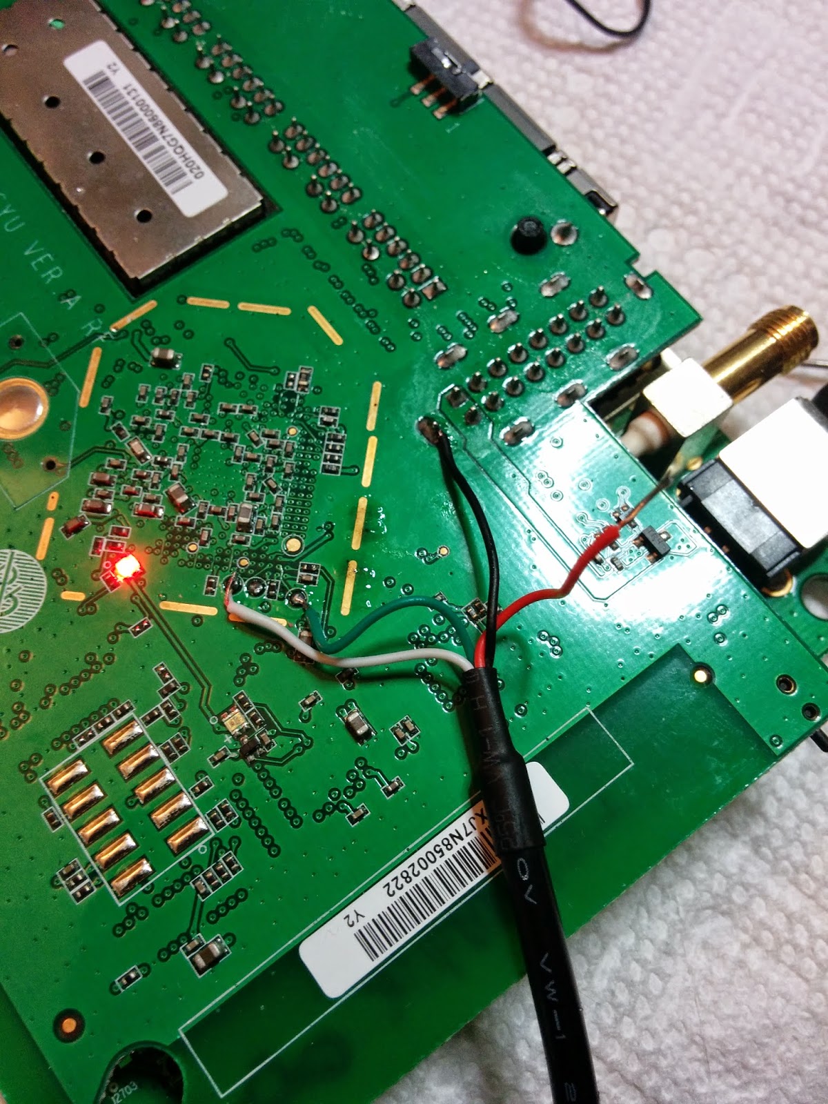 Justin Hornosty: Openwrt on the Huawei E970 & B970