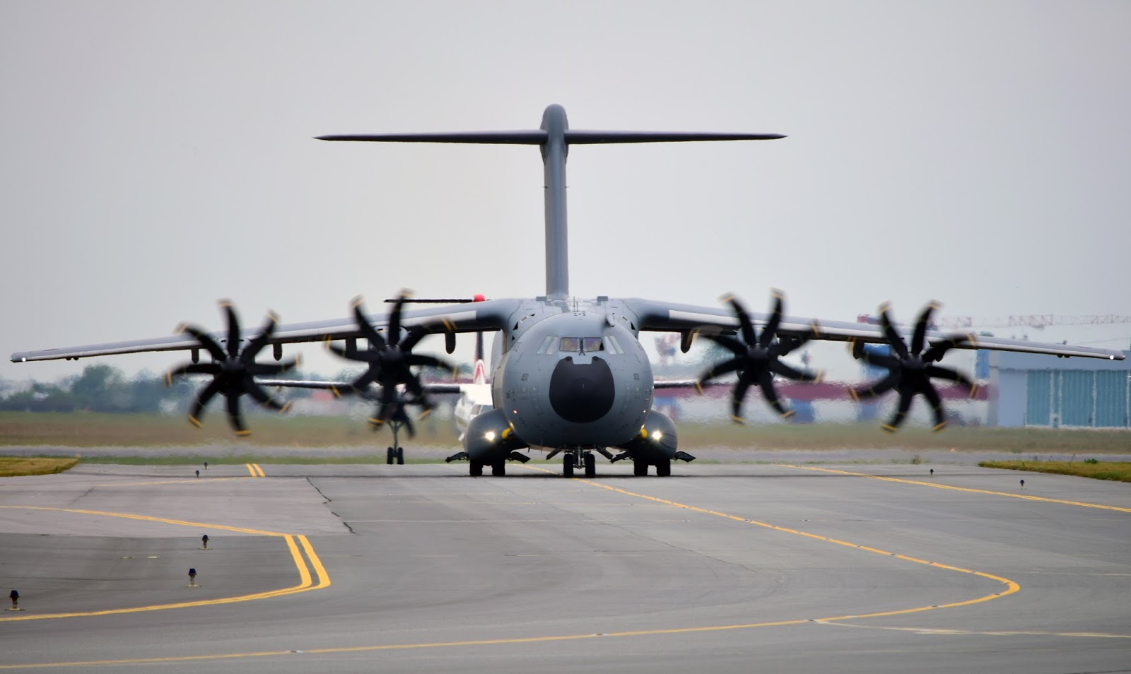 W-wa Jeziorki: Something new in the skies over Okęcie