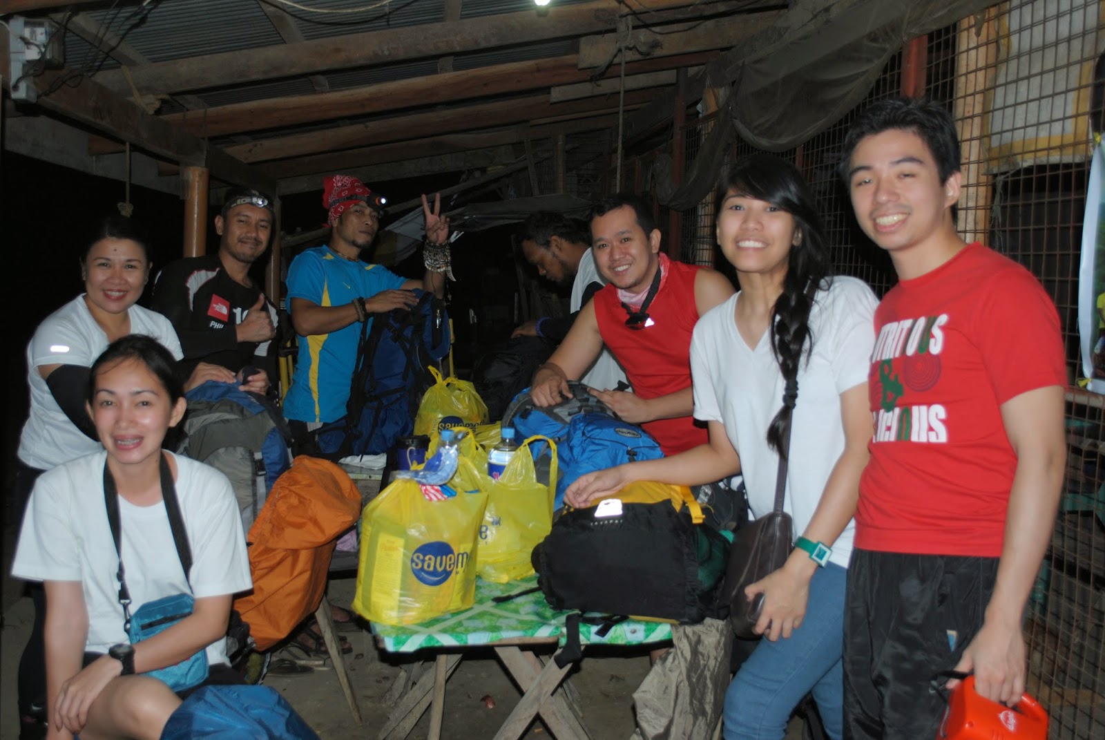 Wut Polgas Tinks: Mt. Balagbag, Licao Licao, Bulacan - Night Climb