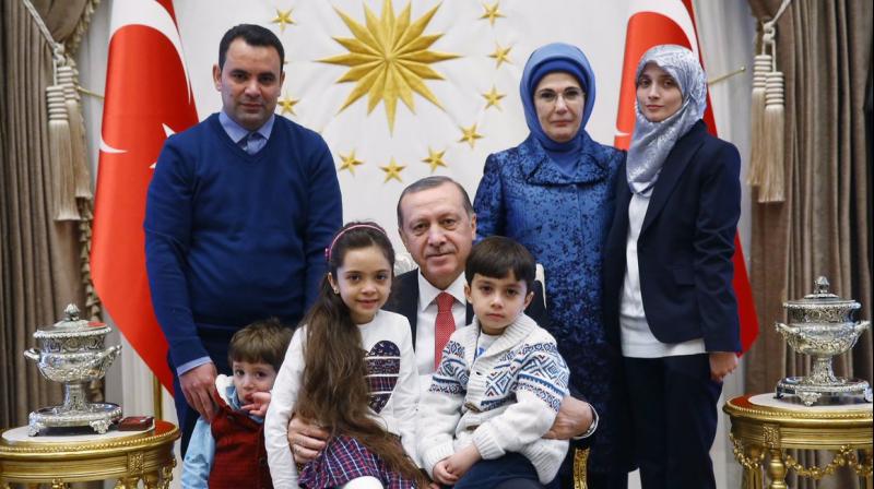 Bana Alabed : Seven years old Aleppo girl meets Erdogan