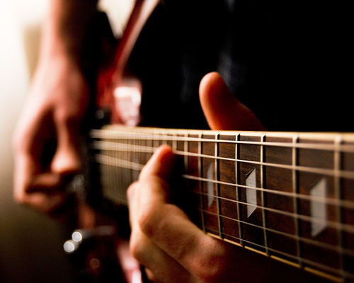 Acorduri: Cum inveti notele pe grif-ul chitarei?