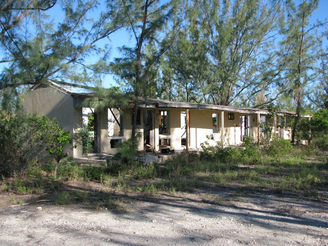Long Island Bahamas 2012: Nov 25 Exploring Diamond Crystal Salt Mines