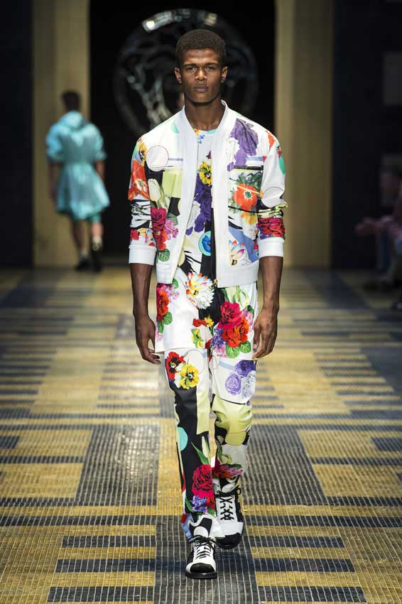 Versace Spring Summer 2013 Mens Fashion Show First Look