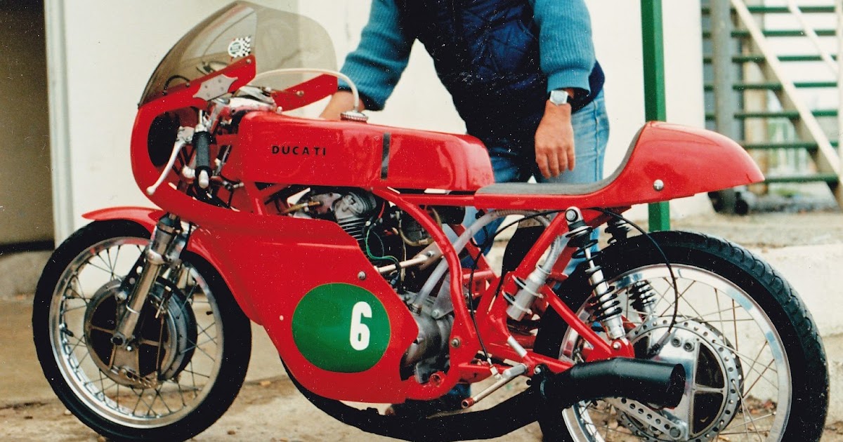 Fast is fast...: Racing Ducati singles.