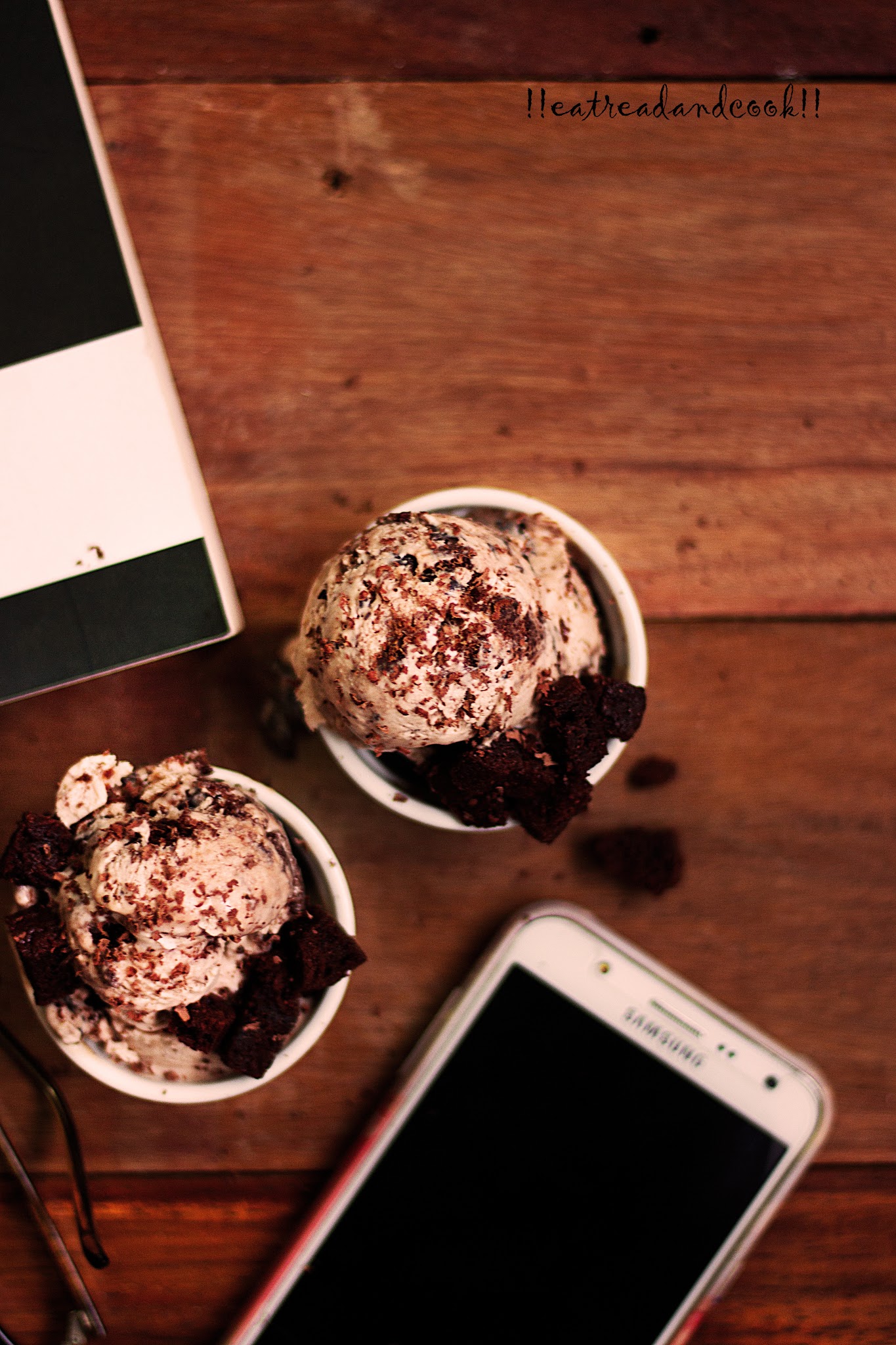 Vanilla Ice Cream with Chocolate Chunks and Fudgy Brownie Bits