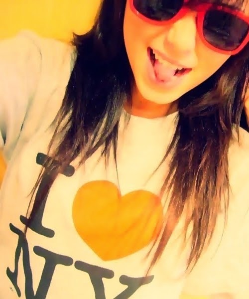 Most cute smart girl FB Profile Photo 2015 « Ocean Aroma