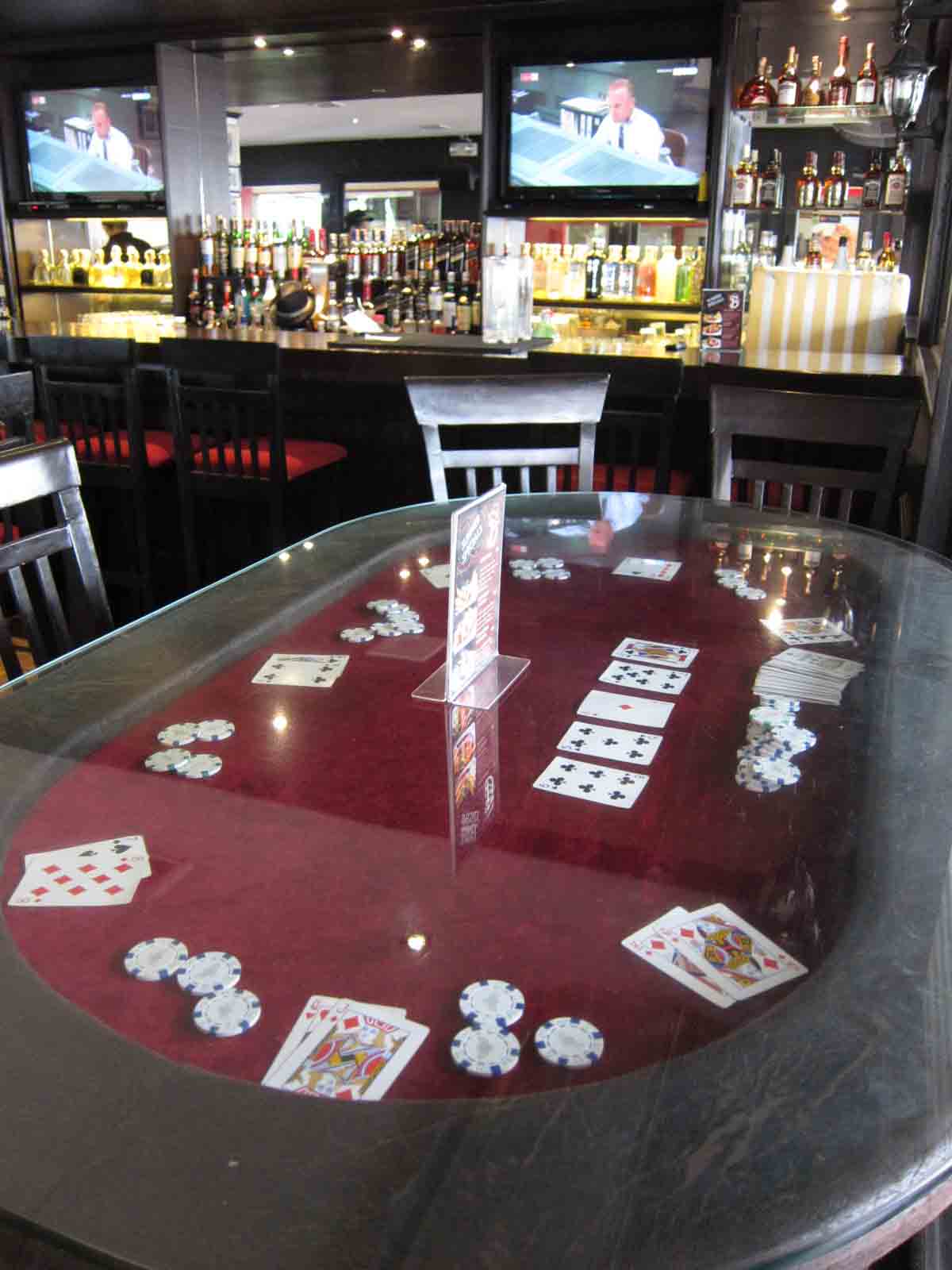 trigger happy foodie: Bugsy's Bar & Bistro