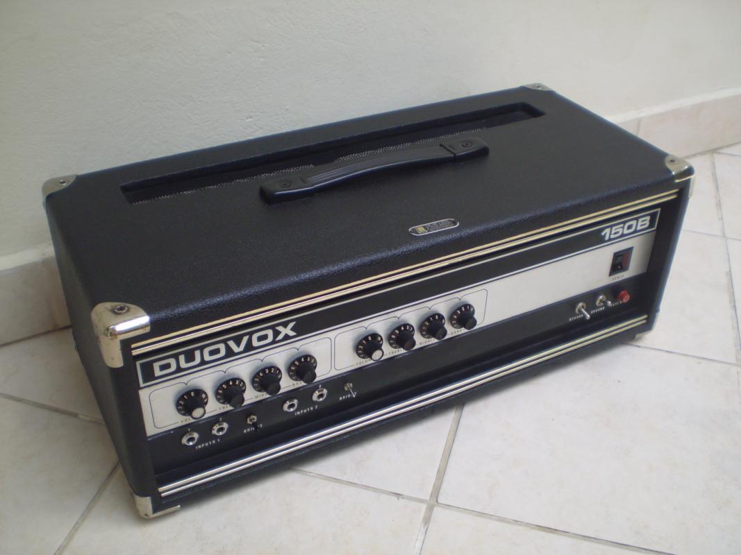 JW Tubes - Amplificadores Valvulados: - Giannini Duovox 150B