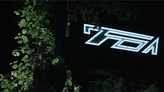 Architecture of Film: Signs in Films