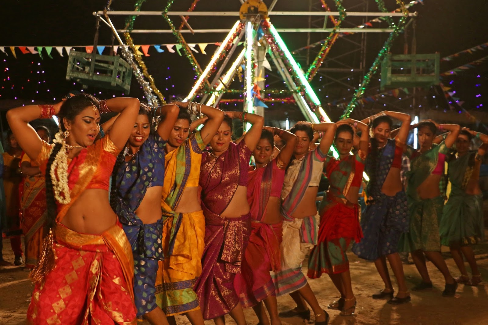 Oyee Tamil Movie Gallery | Gethu Cinema