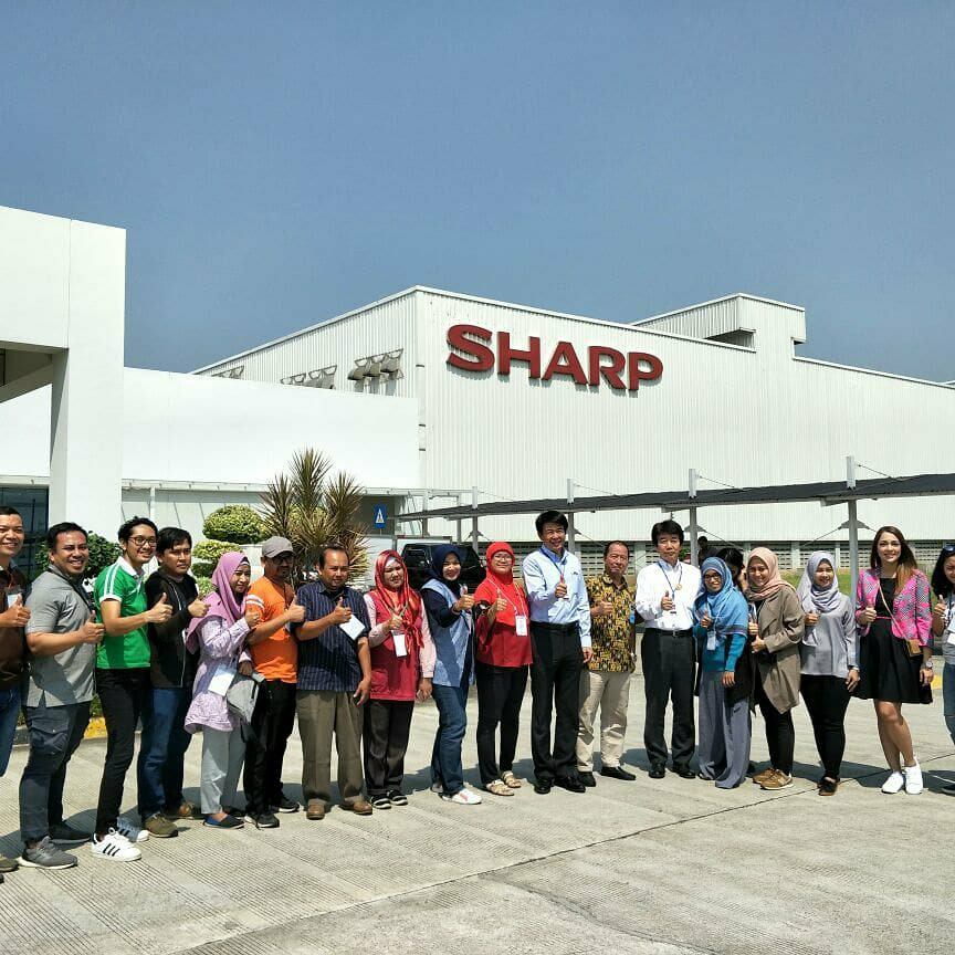 Kulkas Sharp Halal Pertama di Indonesia | utie adnu