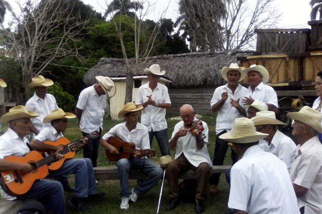 Decimacontexto: Toda luz con las parrandas