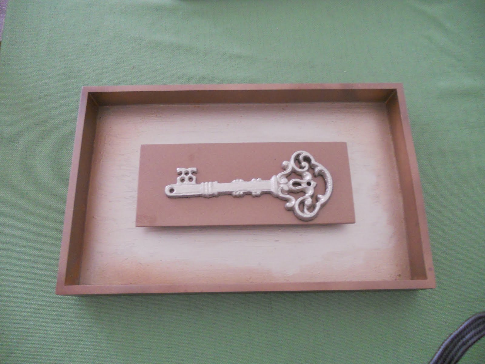 Connoisseur of Creativity: DIY Skeleton Key Wall Decor
