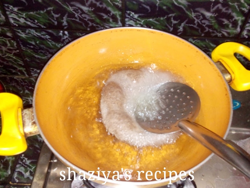 shaziya'srecipes: Ragi poori recipe/finger millets puri recipe