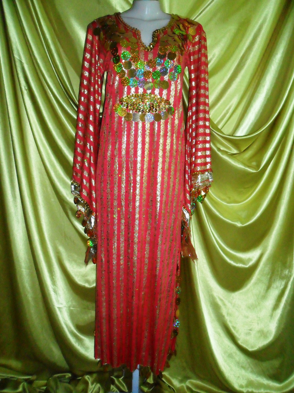 Atelier Yasmin Hassanein - Trajes para Dança do Ventre - Bellydance ...