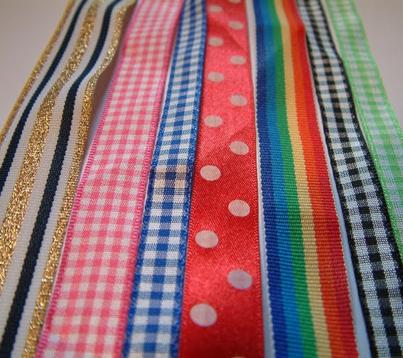 Lucy Jackson Designs: Button Love