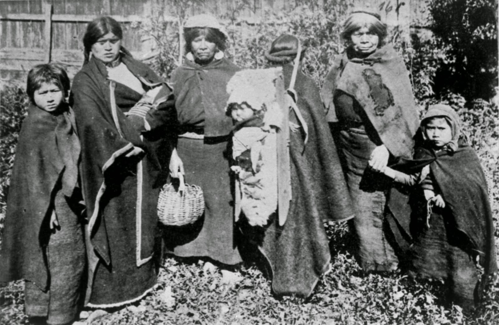 Historia desde Neuquén: La "Cuestión Mapuche"