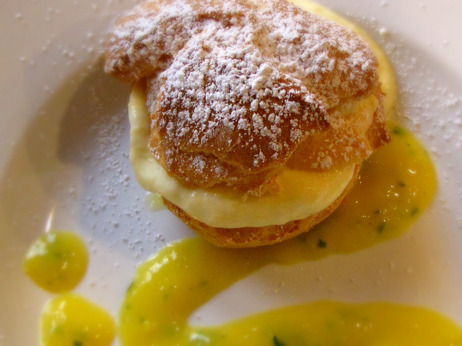 Tales of Three Bakers: Mango Cream Puffs